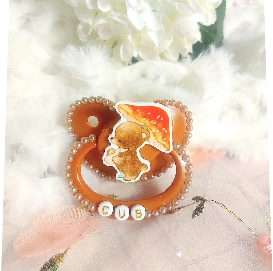 Cub paci – thelittleangelsboutique